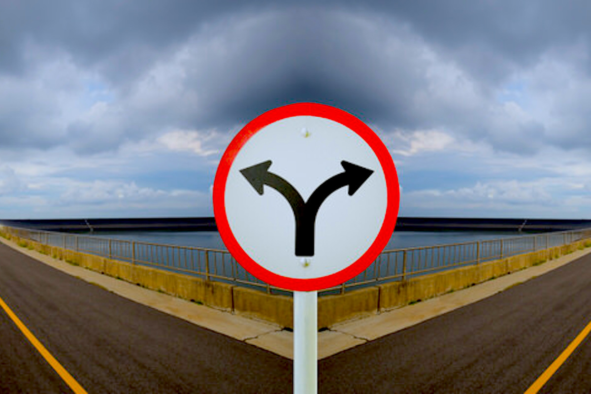 Two sides to every story? – AdvisorAnalyst.com