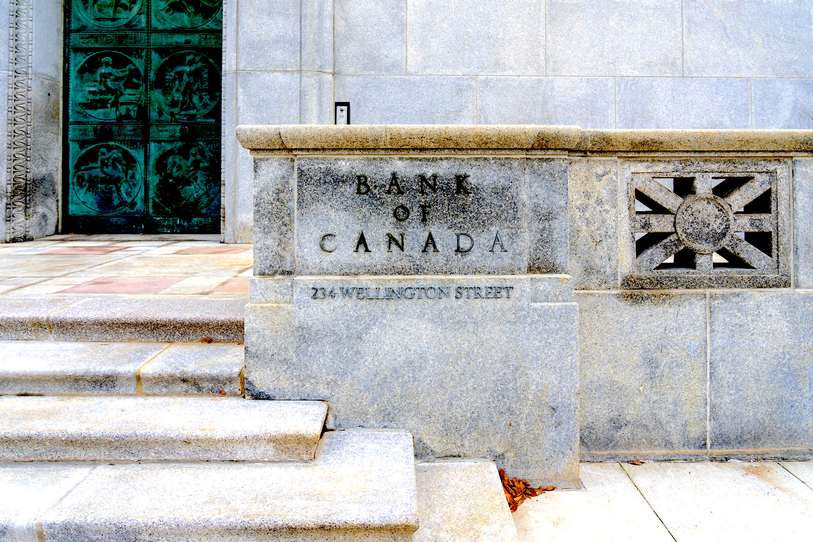 Dovish Drift: The BoC’s Cuts by 50 bps, Signals a More Cautious Path ...